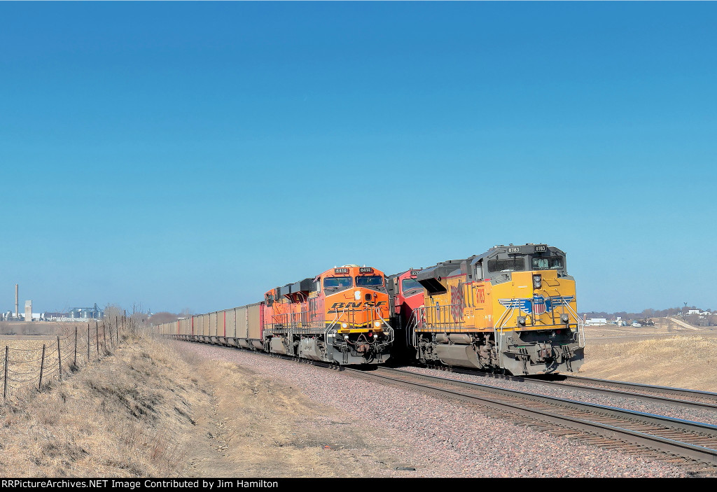 BNSF 6414 East